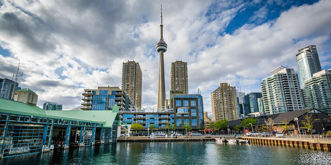 Niagara and the Great Lakes | Toronto & Milwaukee Expedition Cruises